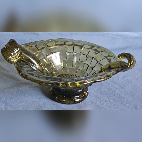 Dining | Vintage Avacado Green Glass Spring Basket Bowl With Leaves ...